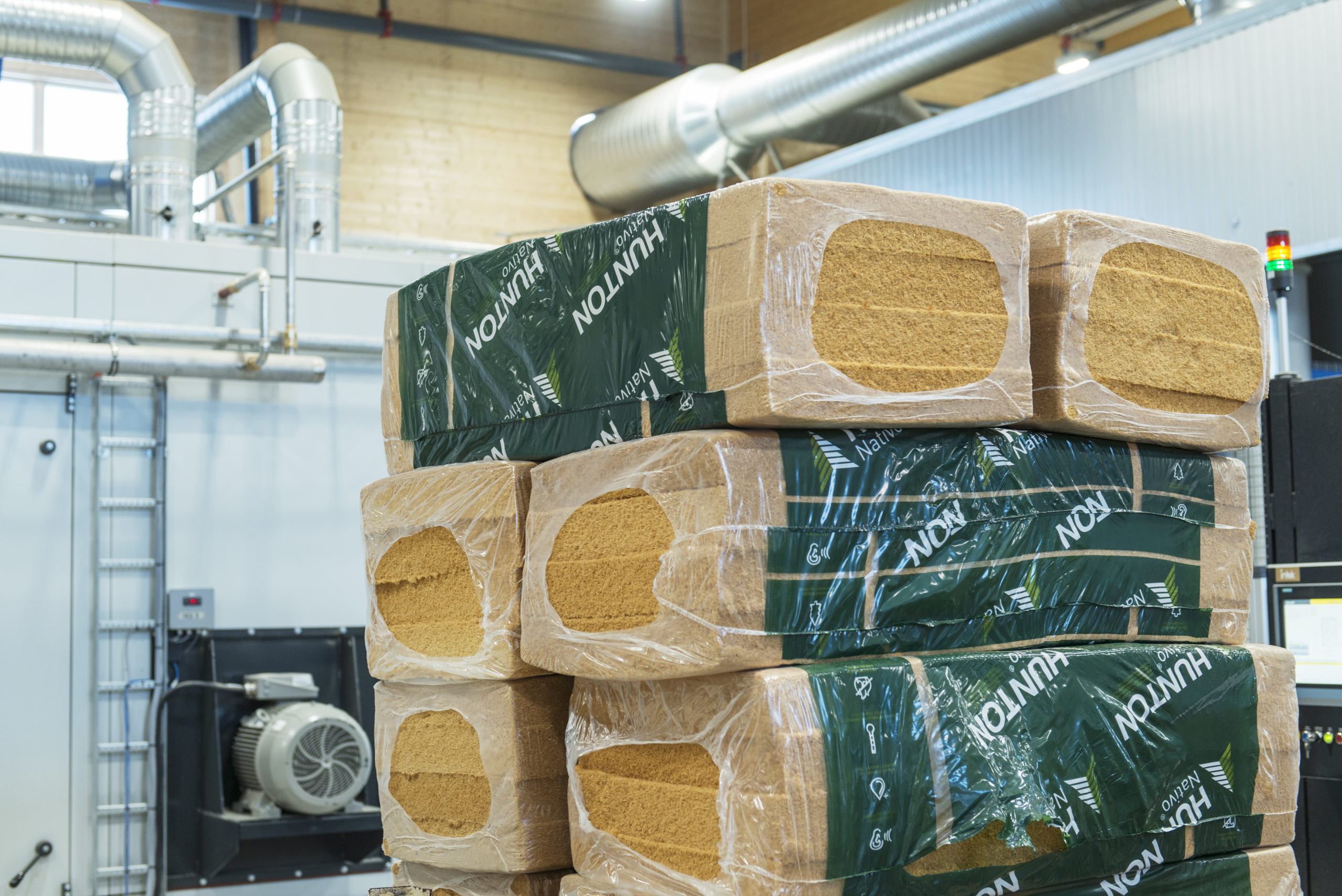 «Vi trenger bare tre» - Hunton Fiber