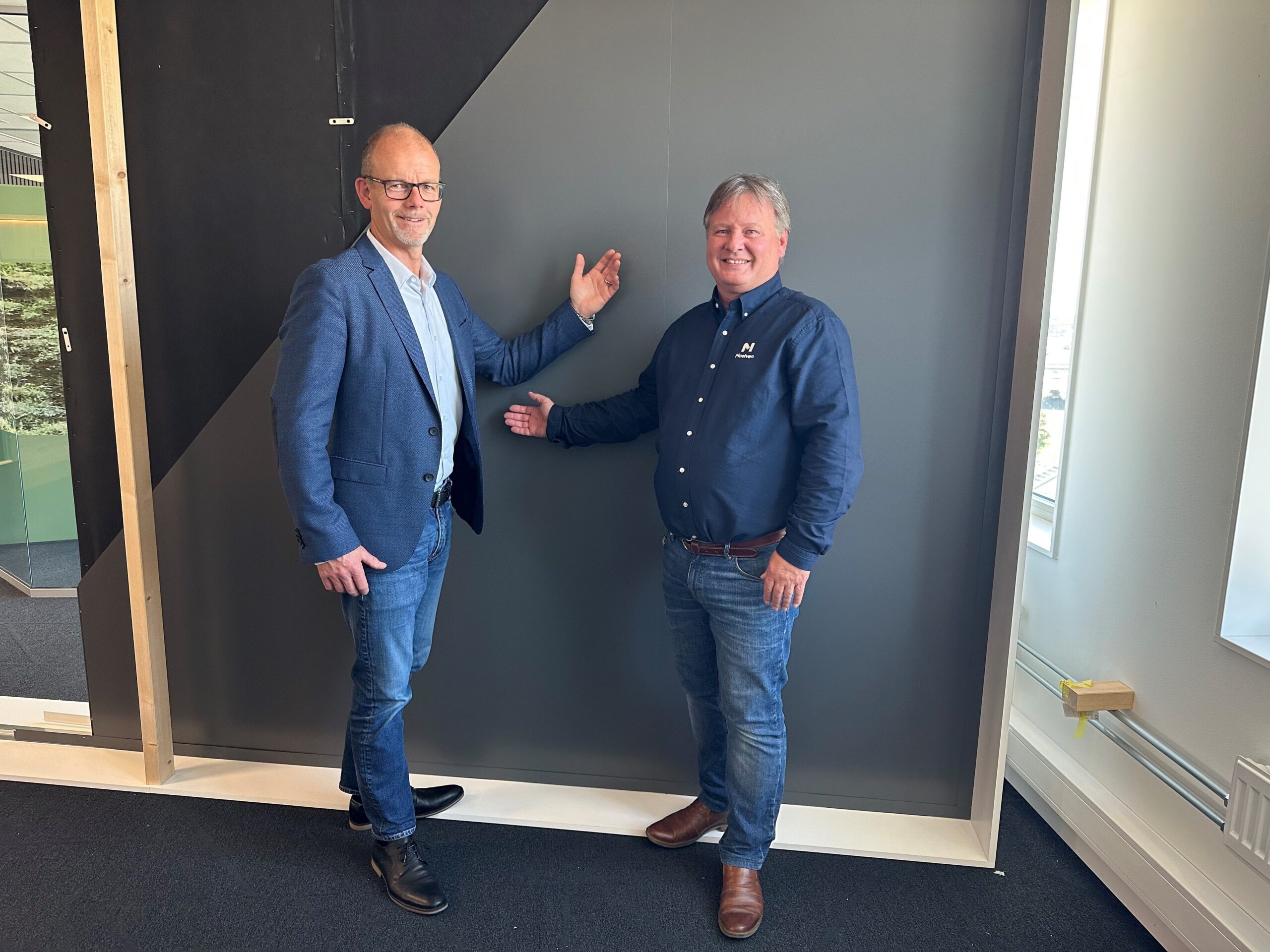 Ombruksvegg med trefiberisolasjon til regjeringskvartalet - Hunton Fiber